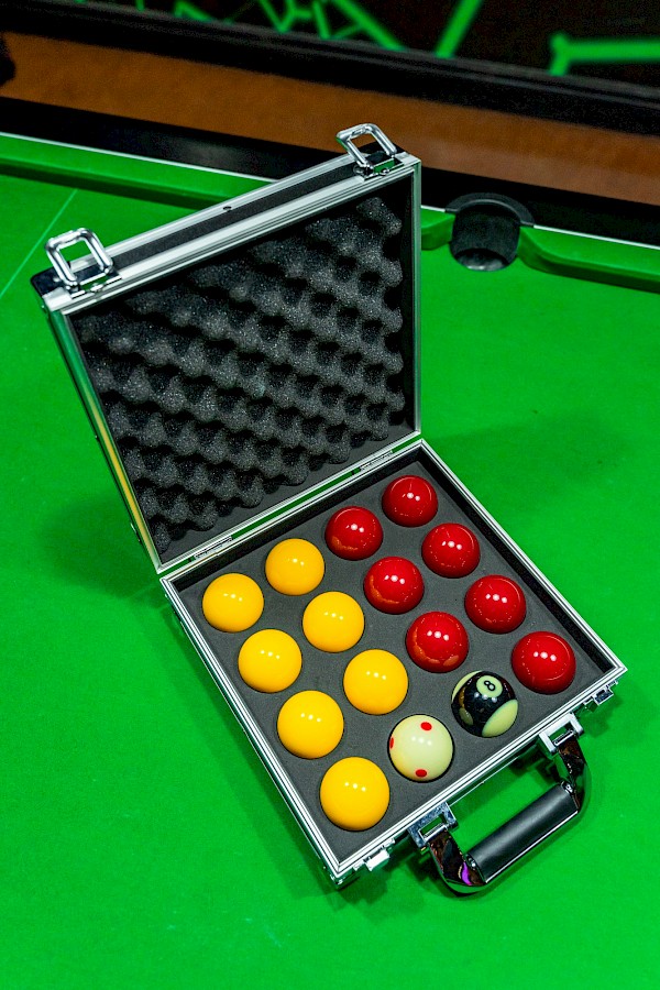 Play Pool in Lincoln | Snooker, Pool & Darts Club
